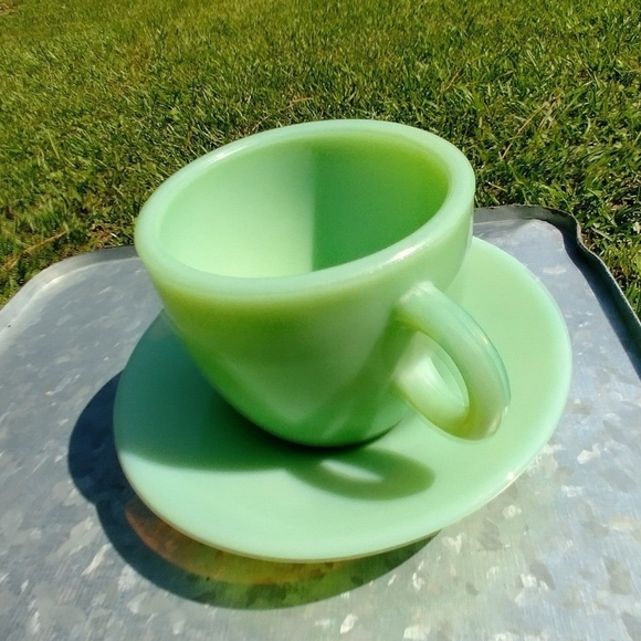 Fire King | Dining | Jade Cup And Saucer Antique Jadeite Green Cups ...